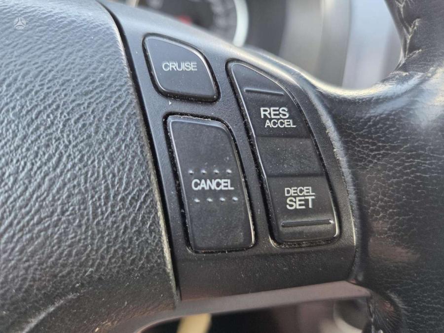 Black Honda CR-V 2007 in Marijampole, with an engine capacity of 2.20 L and mileage of 270 thousand km for 4699 €, photo 17 on AUTOMOTO.COM.LV