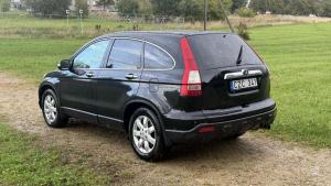 Black Honda CR-V 2007 in Vilnius, with an engine capacity of 2.00 L and mileage of 420 thousand km for 2450 €, photo 5 on AUTOMOTO.COM.LV