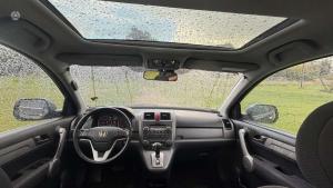 Black Honda CR-V 2007 in Vilnius, with an engine capacity of 2.00 L and mileage of 420 thousand km for 2450 €, photo 11 on AUTOMOTO.COM.LV