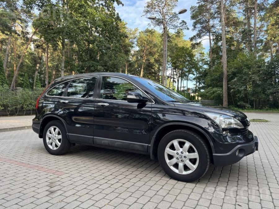 Melns Honda CR-V 2007 Jūrmala, ar dzinēja tilpumu 2.00 L un nobraukumu 179 tūkst. km par 3900 €, foto 3 vietnē AUTOMOTO.COM.LV