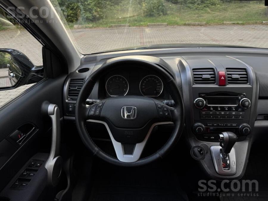 Melns Honda CR-V 2007 Jūrmala, ar dzinēja tilpumu 2.00 L un nobraukumu 179 tūkst. km par 3900 €, foto 9 vietnē AUTOMOTO.COM.LV