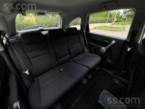 Melns Honda CR-V 2007 Jūrmala, ar dzinēja tilpumu 2.00 L un nobraukumu 179 tūkst. km par 3900 €, foto 12 vietnē AUTOMOTO.COM.LV