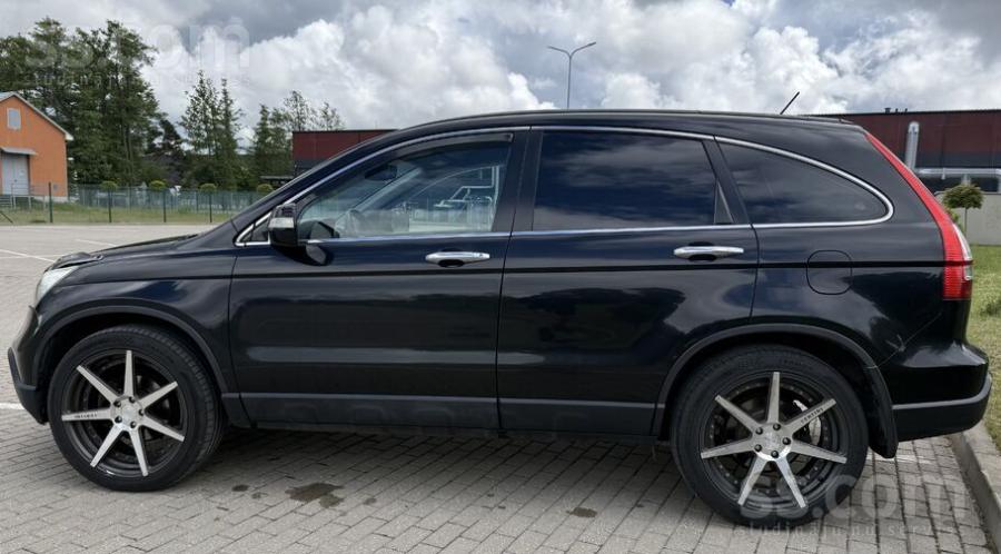 Melns Honda CR-V 2007 Liepāja, ar dzinēja tilpumu 2.20 L un nobraukumu 302 tūkst. km par 4700 €, foto 4 vietnē AUTOMOTO.COM.LV