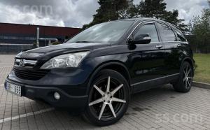 Melns Honda CR-V 2007 Liepāja, ar dzinēja tilpumu 2.20 L un nobraukumu 302 tūkst. km par 4700 €, foto 6 vietnē AUTOMOTO.COM.LV