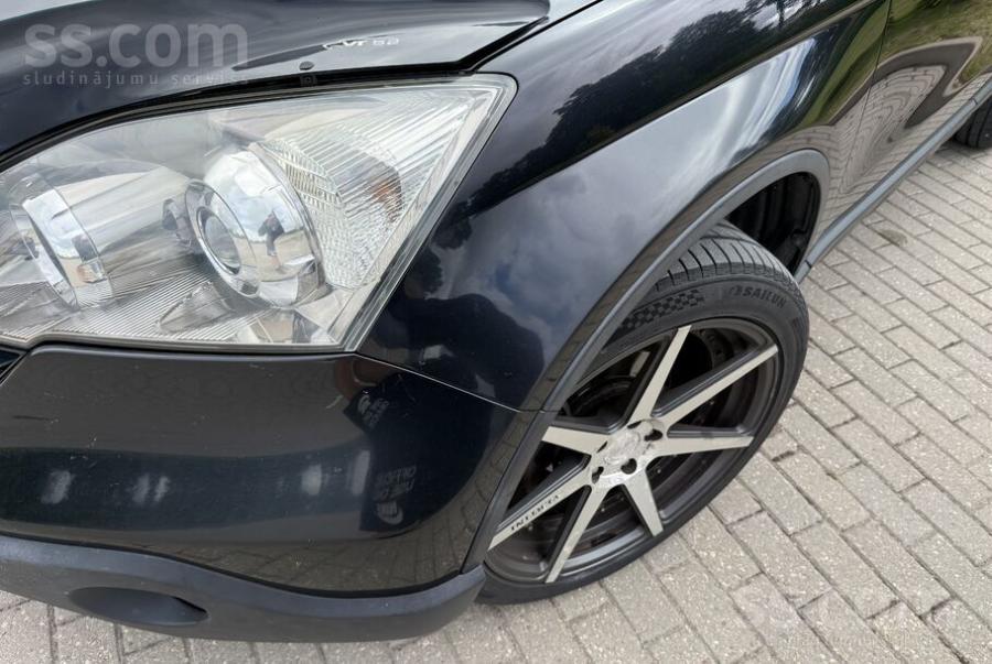 Melns Honda CR-V 2007 Liepāja, ar dzinēja tilpumu 2.20 L un nobraukumu 302 tūkst. km par 4700 €, foto 12 vietnē AUTOMOTO.COM.LV