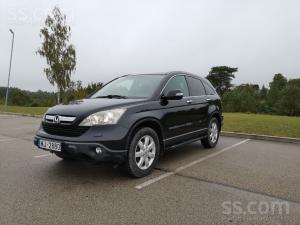 Melns Honda CR-V 2007 Rēzekne, ar dzinēja tilpumu 2.20 L un nobraukumu 400 tūkst. km par 3800 €, foto  vietnē AUTOMOTO.COM.LV