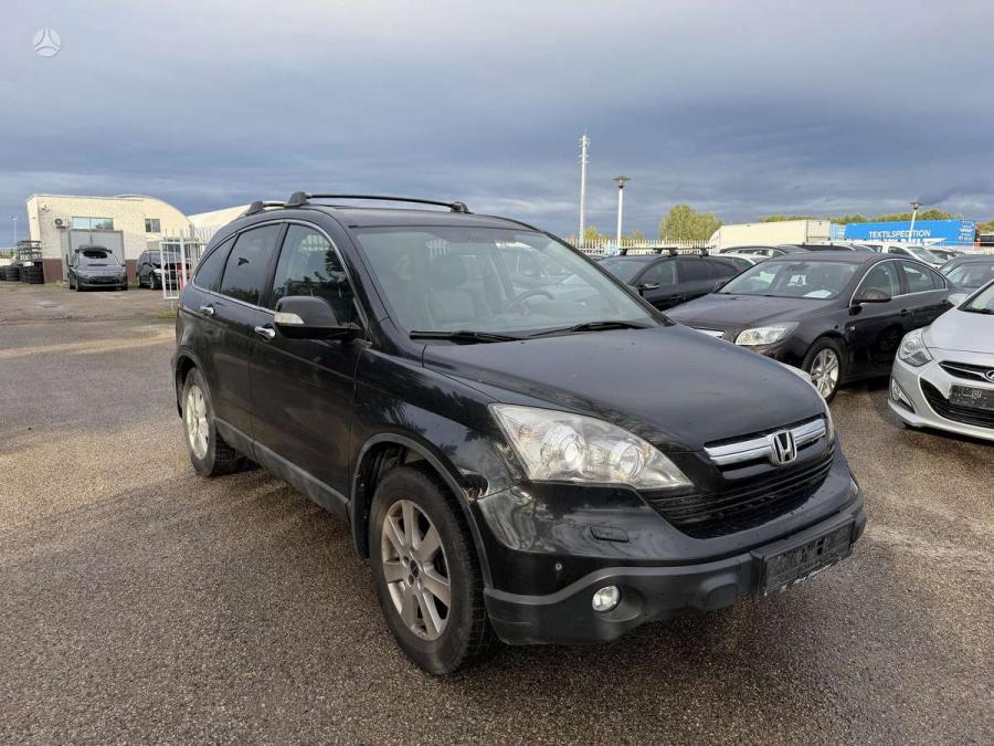 Melns Honda CR-V 2007 Marijampole, ar dzinēja tilpumu 2.00 L un nobraukumu 274 tūkst. km par 3650 €, foto 4 vietnē AUTOMOTO.COM.LV