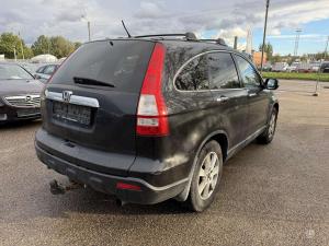 Melns Honda CR-V 2007 Marijampole, ar dzinēja tilpumu 2.00 L un nobraukumu 274 tūkst. km par 3650 €, foto 6 vietnē AUTOMOTO.COM.LV