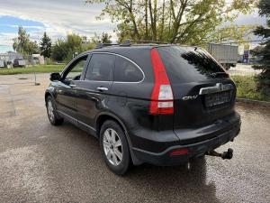 Melns Honda CR-V 2007 Marijampole, ar dzinēja tilpumu 2.00 L un nobraukumu 274 tūkst. km par 3650 €, foto 8 vietnē AUTOMOTO.COM.LV
