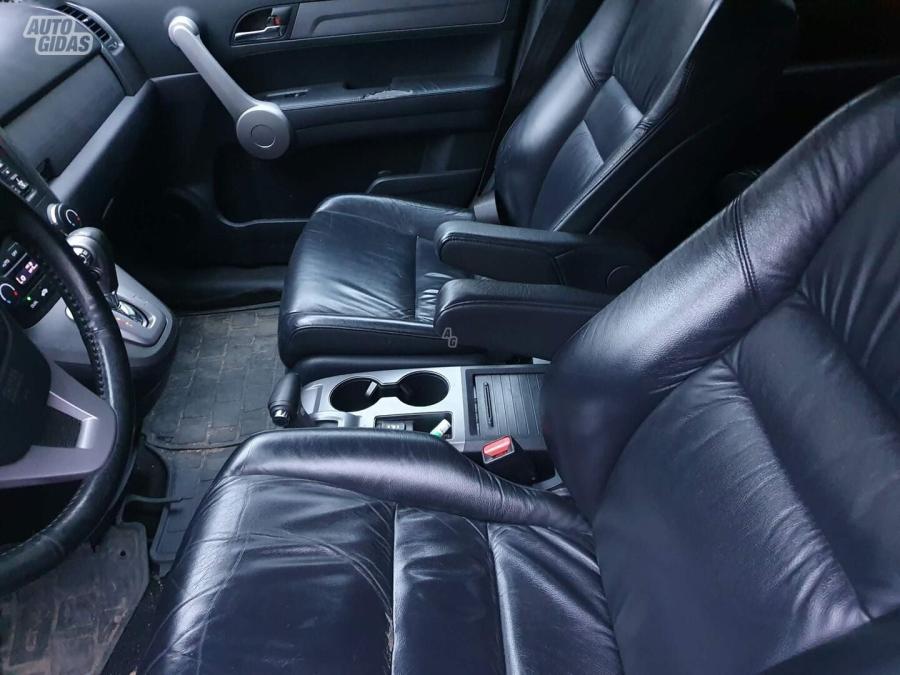 Melns Honda CR-V 2007 Kauņa, ar dzinēja tilpumu 2.00 L un nobraukumu 290 tūkst. km par 3450 €, foto 8 vietnē AUTOMOTO.COM.LV