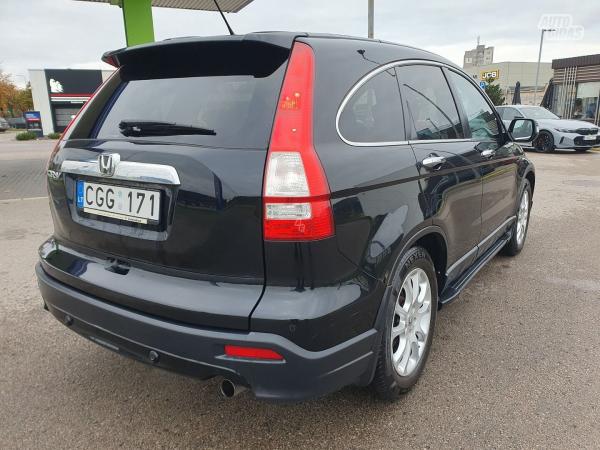 Melns Honda CR-V 2007 Kauņa, ar dzinēja tilpumu 2.00 L un nobraukumu 297 tūkst. km par 3450 €, foto 5 vietnē AUTOMOTO.COM.LV