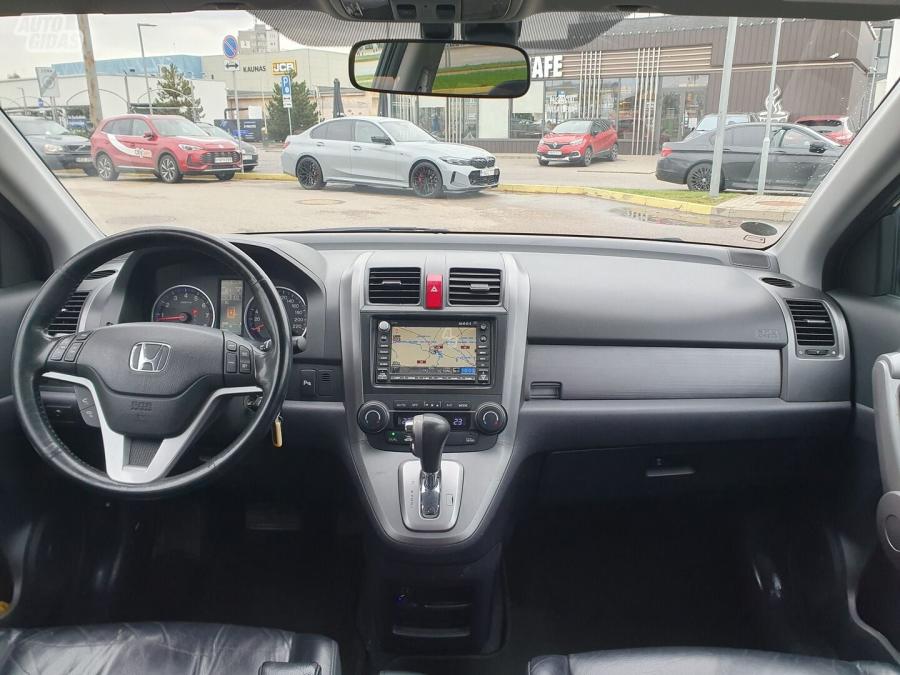 Melns Honda CR-V 2007 Kauņa, ar dzinēja tilpumu 2.00 L un nobraukumu 297 tūkst. km par 3450 €, foto 8 vietnē AUTOMOTO.COM.LV