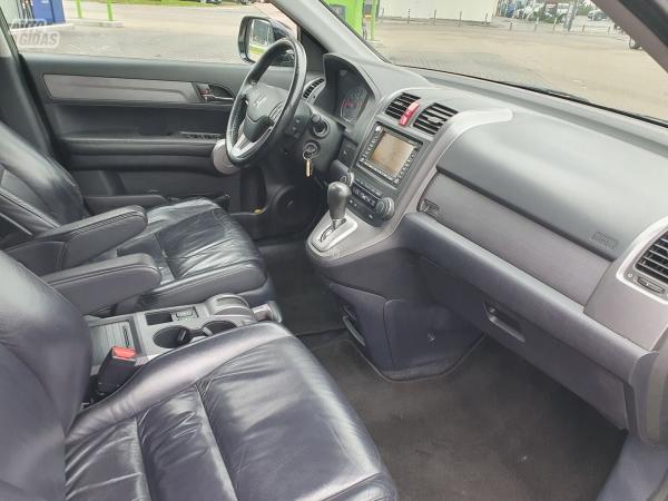 Melns Honda CR-V 2007 Kauņa, ar dzinēja tilpumu 2.00 L un nobraukumu 297 tūkst. km par 3450 €, foto 9 vietnē AUTOMOTO.COM.LV