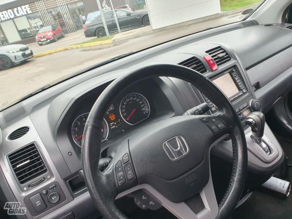 Melns Honda CR-V 2007 Kauņa, ar dzinēja tilpumu 2.00 L un nobraukumu 297 tūkst. km par 3450 €, foto 11 vietnē AUTOMOTO.COM.LV