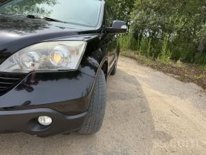 Melns Honda CR-V 2008 Krāslava, ar dzinēja tilpumu 2.20 L un nobraukumu 329 tūkst. km par 4670 €, foto 15 vietnē AUTOMOTO.COM.LV