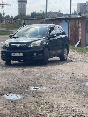 Black Honda CR-V 2008 in Daugavpils, with an engine capacity of 2.20 L and mileage of 268 thousand km for 4900 €, photo 3 on AUTOMOTO.COM.LV