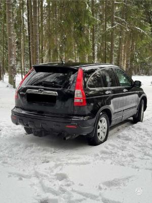 Melns Honda CR-V 2008 Radviliškis, ar dzinēja tilpumu 2.00 L un nobraukumu 249 tūkst. km par 4850 €, foto 3 vietnē AUTOMOTO.COM.LV