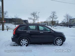 Melns Honda CR-V 2008 Rakvere, ar dzinēja tilpumu 2.00 L un nobraukumu 261 tūkst. km par 4600 €, foto 5 vietnē AUTOMOTO.COM.LV