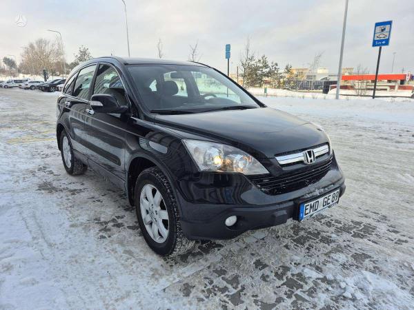 Melns Honda CR-V 2008 Viļņa, ar dzinēja tilpumu 2.20 L un nobraukumu 268 tūkst. km par 5500 €, foto 2 vietnē AUTOMOTO.COM.LV