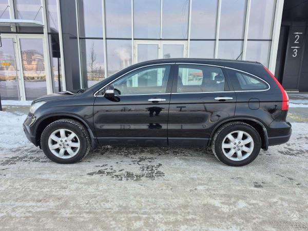 Melns Honda CR-V 2008 Viļņa, ar dzinēja tilpumu 2.20 L un nobraukumu 268 tūkst. km par 5500 €, foto 3 vietnē AUTOMOTO.COM.LV