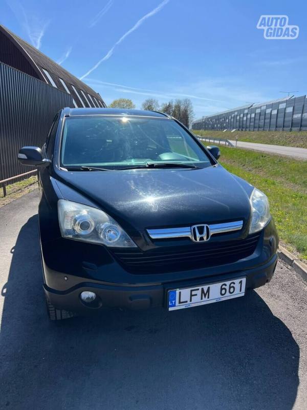 Melns Honda CR-V 2008 Marijampole, ar dzinēja tilpumu 2.20 L un nobraukumu 320 tūkst. km par 3900 €, foto 2 vietnē AUTOMOTO.COM.LV