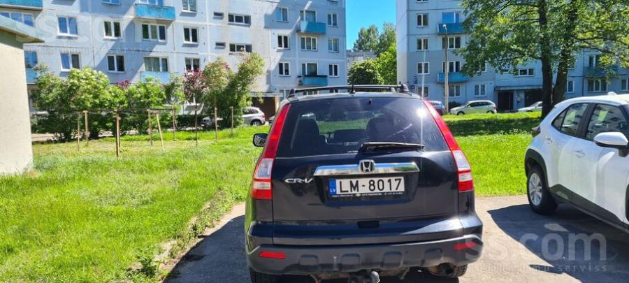 Melns Honda CR-V 2008 Rīga, ar dzinēja tilpumu 2.20 L un nobraukumu 304 tūkst. km par 3500 €, foto 6 vietnē AUTOMOTO.COM.LV