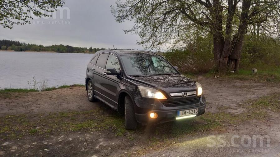 Melns Honda CR-V 2008 Ogre, ar dzinēja tilpumu 2.00 L un nobraukumu 314 tūkst. km par 3800 €, foto 3 vietnē AUTOMOTO.COM.LV