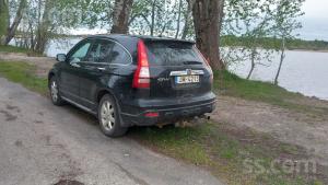 Melns Honda CR-V 2008 Ogre, ar dzinēja tilpumu 2.00 L un nobraukumu 314 tūkst. km par 3800 €, foto 8 vietnē AUTOMOTO.COM.LV