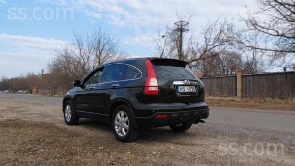 Melns Honda CR-V 2008 Rīga, ar dzinēja tilpumu 2.20 L un nobraukumu 316 tūkst. km par 3800 €, foto 2 vietnē AUTOMOTO.COM.LV