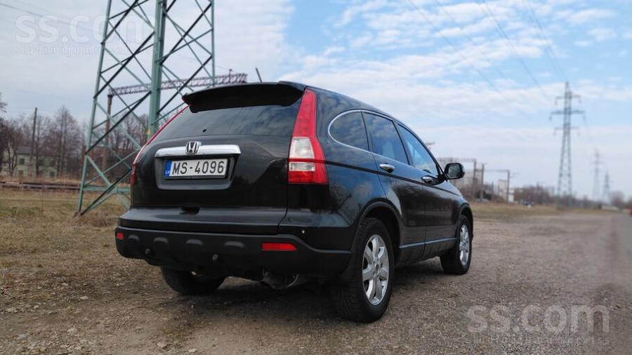 Melns Honda CR-V 2008 Rīga, ar dzinēja tilpumu 2.20 L un nobraukumu 316 tūkst. km par 3800 €, foto 5 vietnē AUTOMOTO.COM.LV