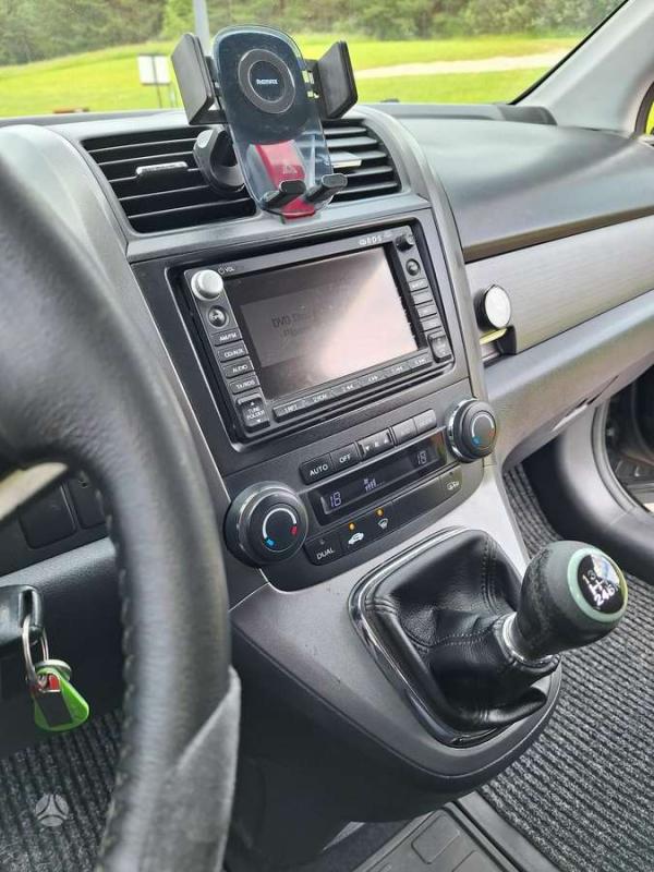 Melns Honda CR-V 2008 Utena, ar dzinēja tilpumu 2.20 L un nobraukumu 380 tūkst. km par 4200 €, foto 3 vietnē AUTOMOTO.COM.LV