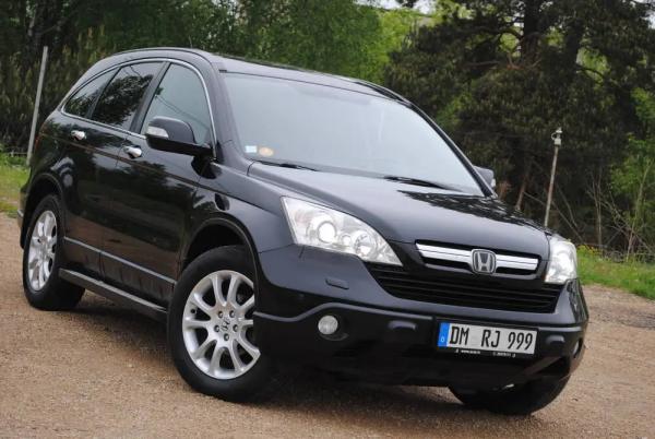 Melns Honda CR-V 2008 Rīga, ar dzinēja tilpumu 2.20 L un nobraukumu 225 tūkst. km par 6390 €, foto 4 vietnē AUTOMOTO.COM.LV