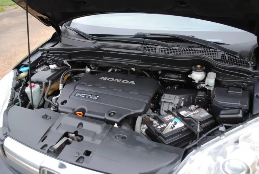 Melns Honda CR-V 2008 Rīga, ar dzinēja tilpumu 2.20 L un nobraukumu 225 tūkst. km par 6390 €, foto 17 vietnē AUTOMOTO.COM.LV