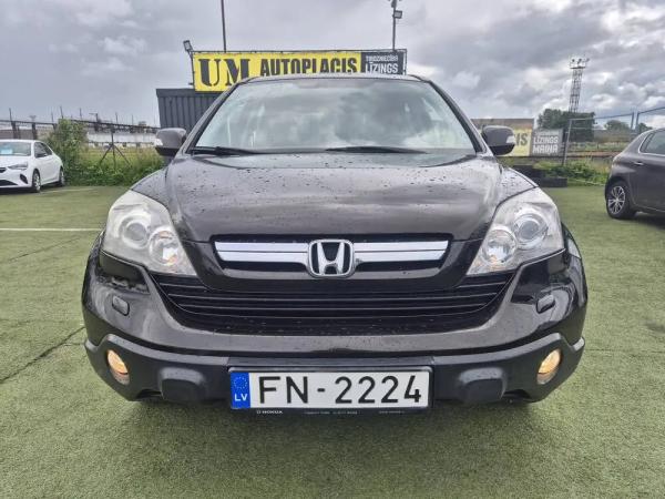 Melns Honda CR-V 2008 Liepāja, ar dzinēja tilpumu 2.00 L un nobraukumu 175 tūkst. km par 5300 €, foto 2 vietnē AUTOMOTO.COM.LV