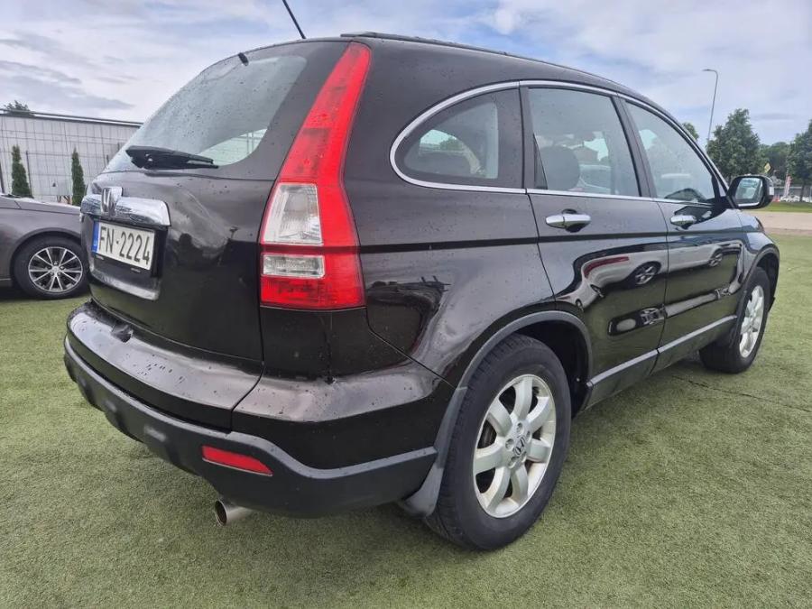 Melns Honda CR-V 2008 Liepāja, ar dzinēja tilpumu 2.00 L un nobraukumu 175 tūkst. km par 5300 €, foto 6 vietnē AUTOMOTO.COM.LV