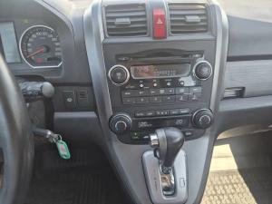Melns Honda CR-V 2008 Liepāja, ar dzinēja tilpumu 2.00 L un nobraukumu 175 tūkst. km par 5300 €, foto 12 vietnē AUTOMOTO.COM.LV