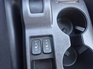 Melns Honda CR-V 2008 Liepāja, ar dzinēja tilpumu 2.00 L un nobraukumu 175 tūkst. km par 5300 €, foto 13 vietnē AUTOMOTO.COM.LV