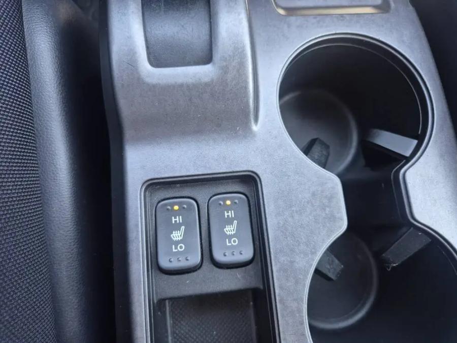 Melns Honda CR-V 2008 Liepāja, ar dzinēja tilpumu 2.00 L un nobraukumu 175 tūkst. km par 5300 €, foto 13 vietnē AUTOMOTO.COM.LV