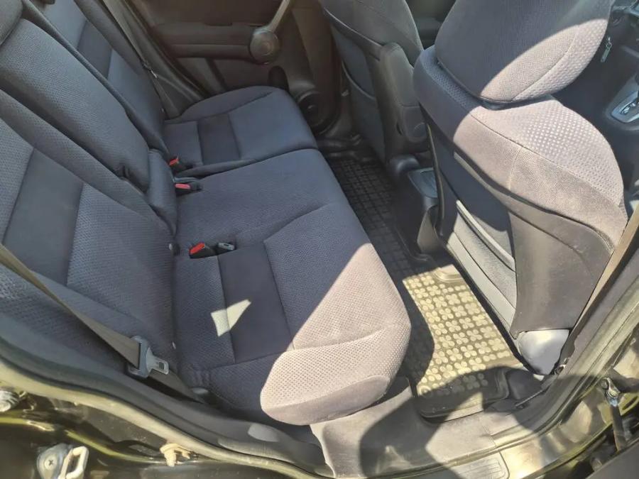 Melns Honda CR-V 2008 Liepāja, ar dzinēja tilpumu 2.00 L un nobraukumu 175 tūkst. km par 5300 €, foto 16 vietnē AUTOMOTO.COM.LV
