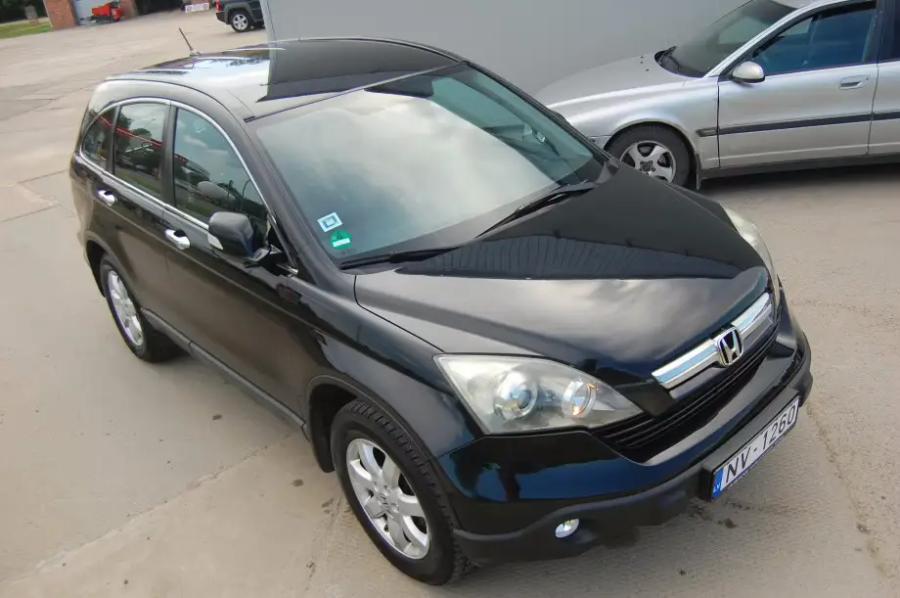 Melns Honda CR-V 2008 Jēkabpils, ar dzinēja tilpumu 2.20 L un nobraukumu 258 tūkst. km par 6900 €, foto 6 vietnē AUTOMOTO.COM.LV