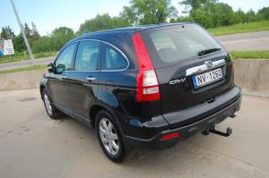 Melns Honda CR-V 2008 Jēkabpils, ar dzinēja tilpumu 2.20 L un nobraukumu 258 tūkst. km par 6900 €, foto 10 vietnē AUTOMOTO.COM.LV