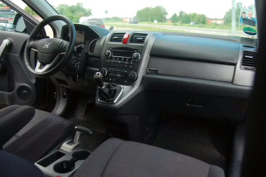 Melns Honda CR-V 2008 Jēkabpils, ar dzinēja tilpumu 2.20 L un nobraukumu 258 tūkst. km par 6900 €, foto 13 vietnē AUTOMOTO.COM.LV
