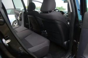 Melns Honda CR-V 2008 Jēkabpils, ar dzinēja tilpumu 2.20 L un nobraukumu 258 tūkst. km par 6900 €, foto 14 vietnē AUTOMOTO.COM.LV