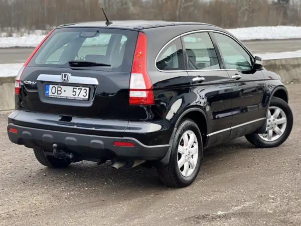 Melns Honda CR-V 2008 Jēkabpils, ar dzinēja tilpumu 2.20 L un nobraukumu 245 tūkst. km par 6400 €, foto 2 vietnē AUTOMOTO.COM.LV
