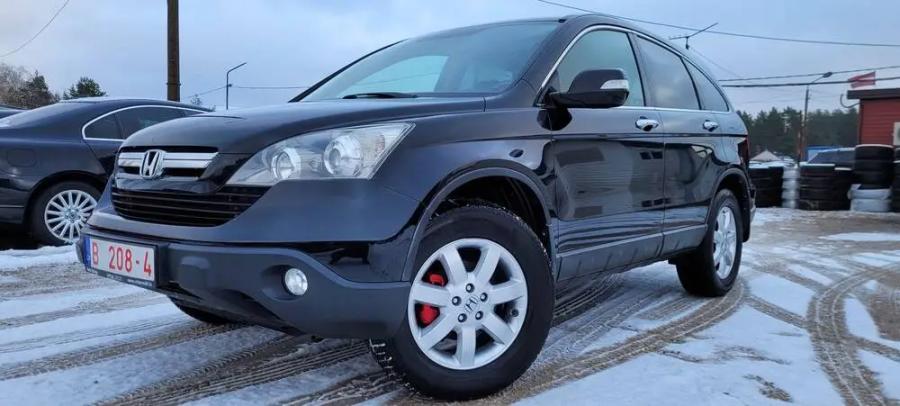 Melns Honda CR-V 2008 Rīga, ar dzinēja tilpumu 2.20 L un nobraukumu 257 tūkst. km par 6950 €, foto 3 vietnē AUTOMOTO.COM.LV