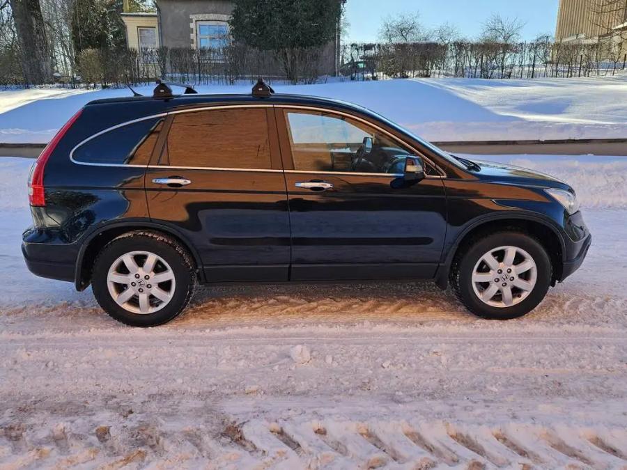 Melns Honda CR-V 2008 Jēkabpils, ar dzinēja tilpumu 2.20 L un nobraukumu 260 tūkst. km par 4990 €, foto 6 vietnē AUTOMOTO.COM.LV