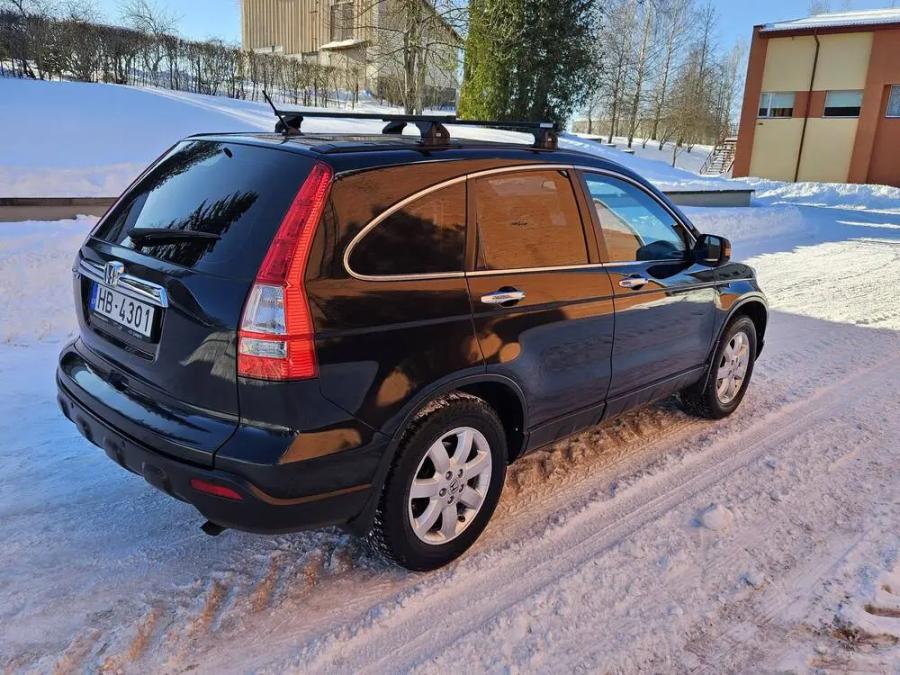 Melns Honda CR-V 2008 Jēkabpils, ar dzinēja tilpumu 2.20 L un nobraukumu 260 tūkst. km par 4990 €, foto 7 vietnē AUTOMOTO.COM.LV