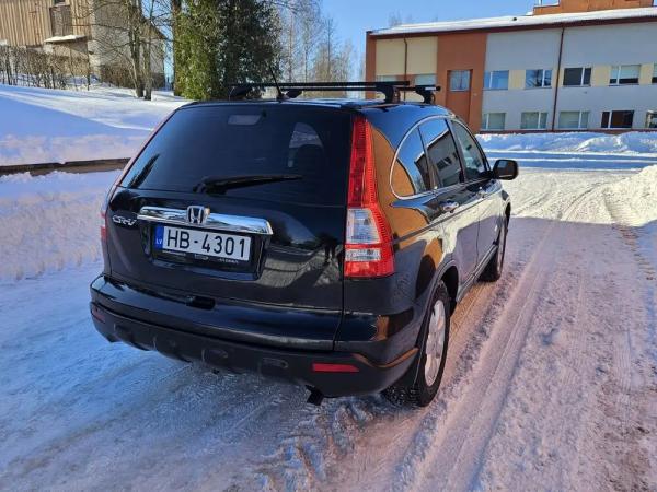 Melns Honda CR-V 2008 Jēkabpils, ar dzinēja tilpumu 2.20 L un nobraukumu 260 tūkst. km par 4990 €, foto 7 vietnē AUTOMOTO.COM.LV