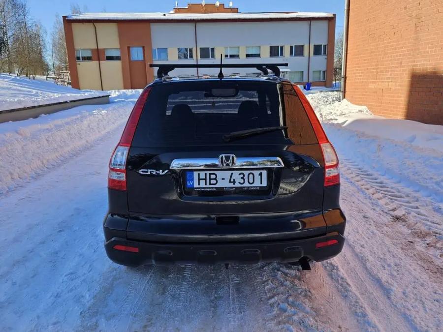 Melns Honda CR-V 2008 Jēkabpils, ar dzinēja tilpumu 2.20 L un nobraukumu 260 tūkst. km par 4990 €, foto 9 vietnē AUTOMOTO.COM.LV