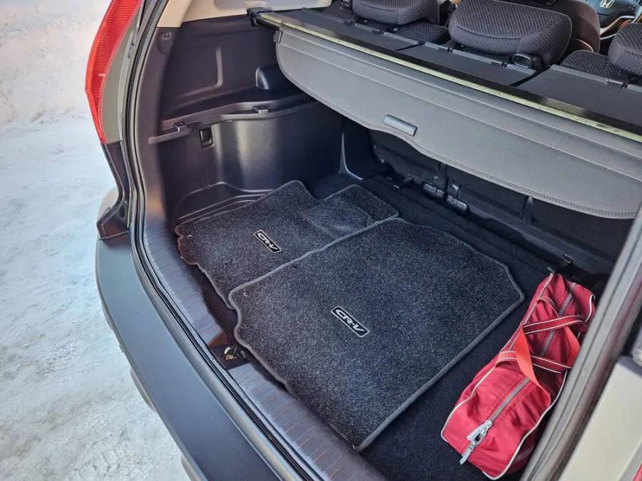 Melns Honda CR-V 2008 Jēkabpils, ar dzinēja tilpumu 2.20 L un nobraukumu 260 tūkst. km par 4990 €, foto 17 vietnē AUTOMOTO.COM.LV
